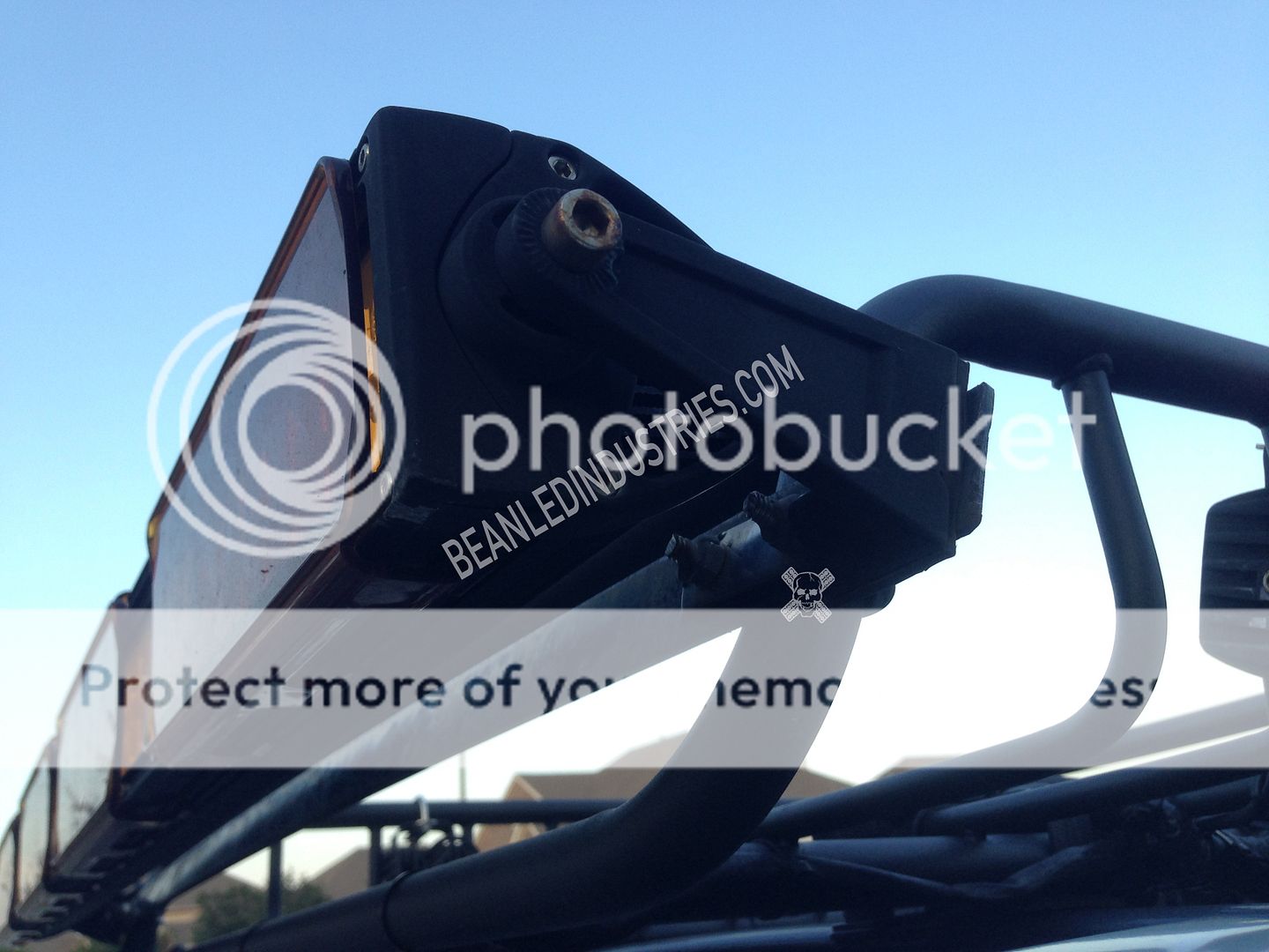 How to mount a 41" Xtreme Series BEAN LED light bar to a roof rack ...