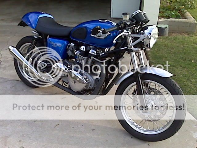 Triumph Blue (Thruxton year?) | Triumph Rat Motorcycle Forums